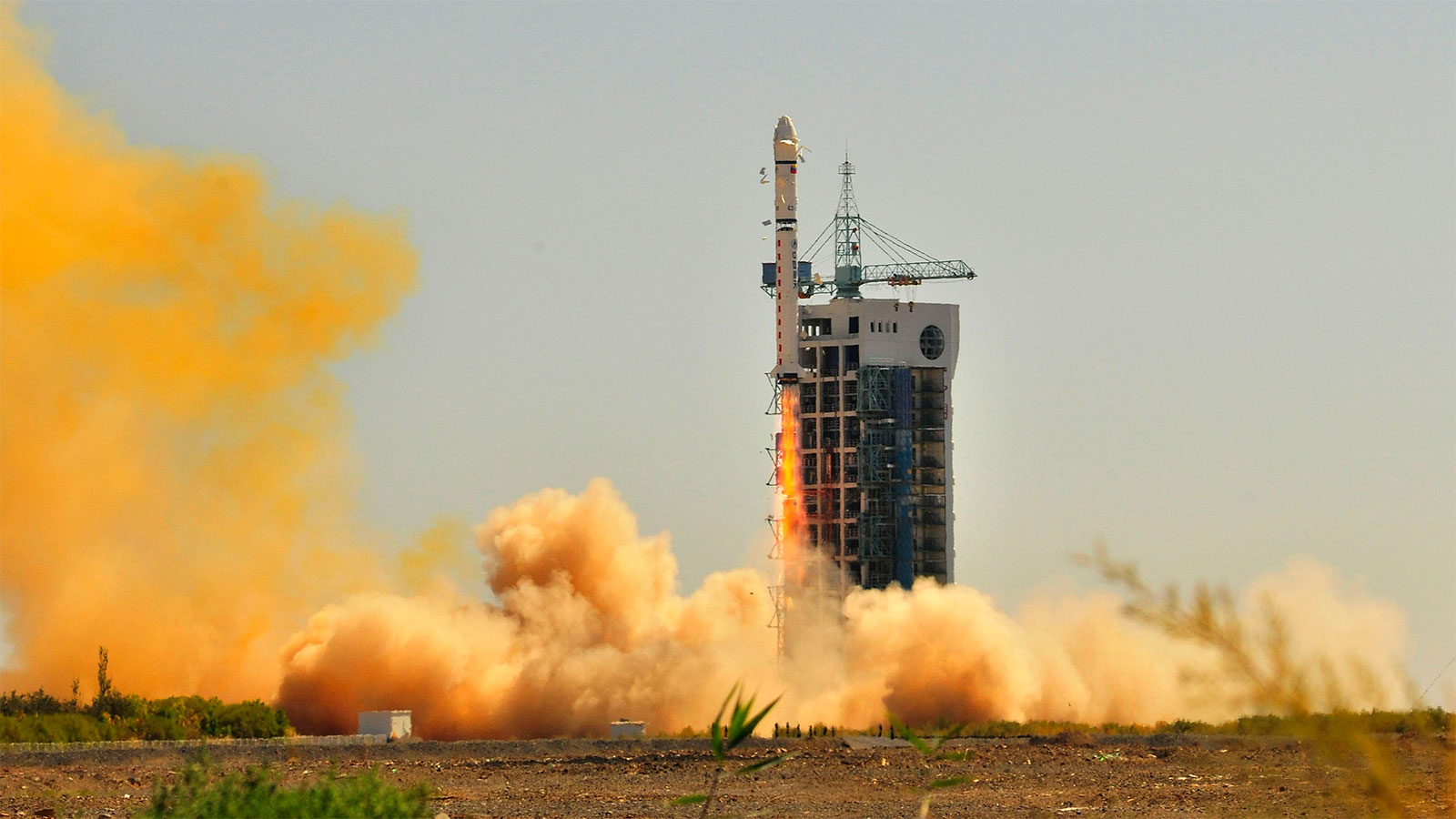 ABAE conmemora el aniversario del lanzamiento del Satélite Miranda - ABAE