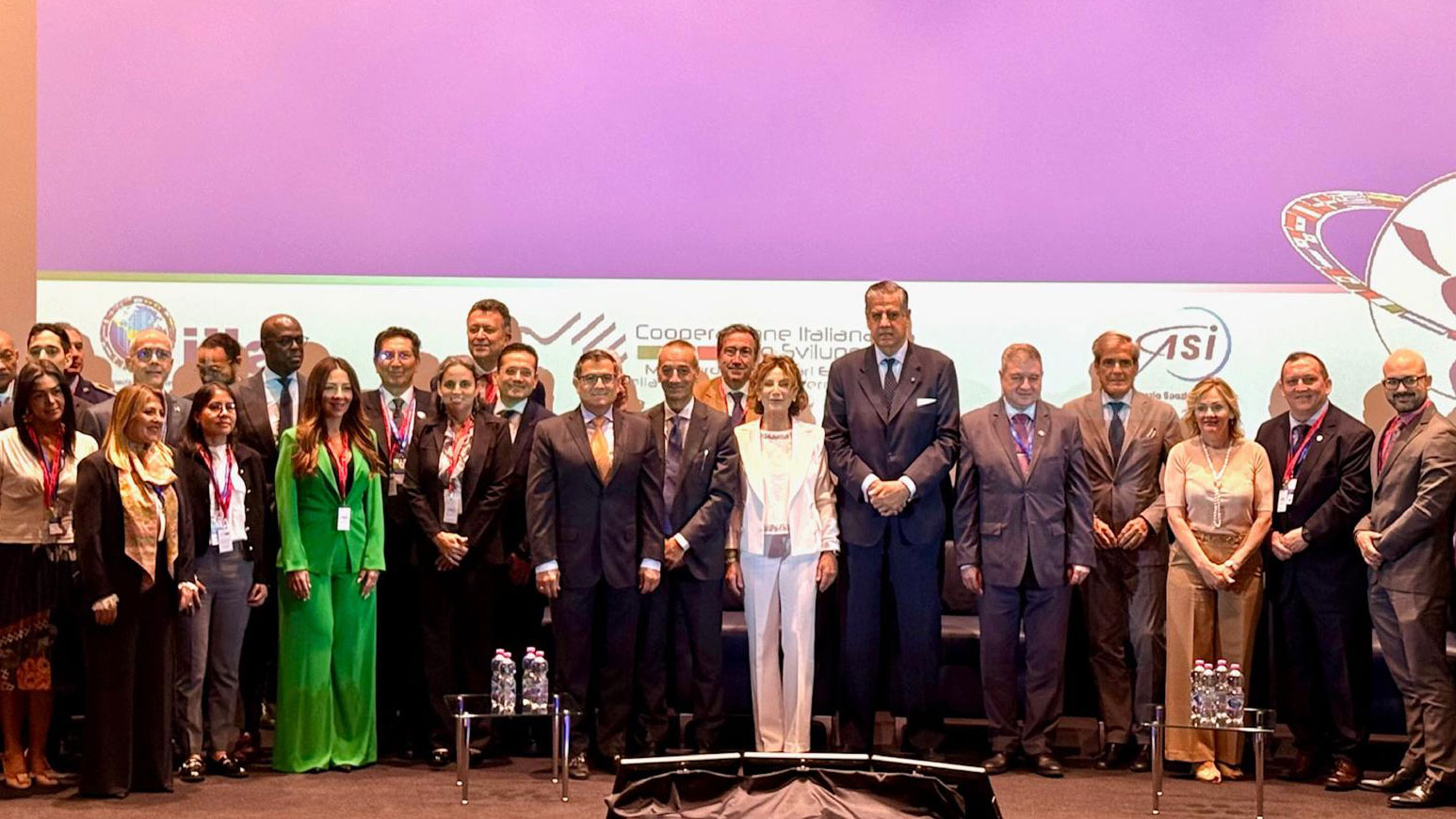 Venezuela fortalece la cooperación espacial en encuentro internacional de agencias ...